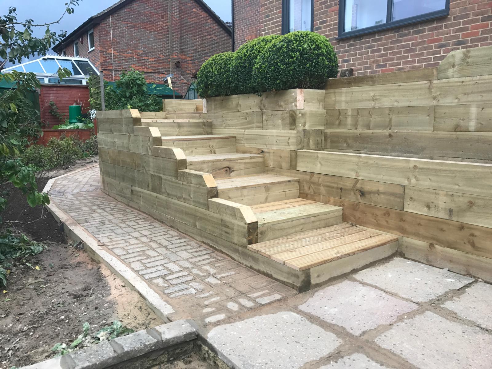 Steps and retaining walls – Greenflints Ltd